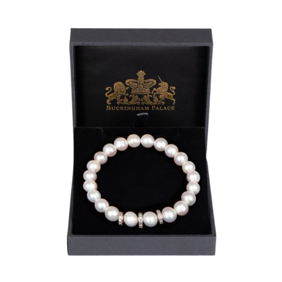Buckingham jewellery bracelet store